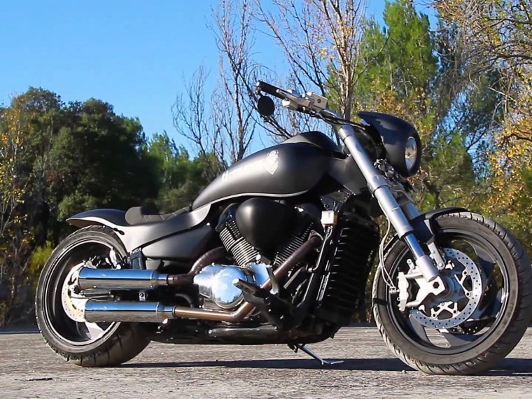 Suzuki Boulevard M109R - Intruder M1800R Muscle Custom Bike