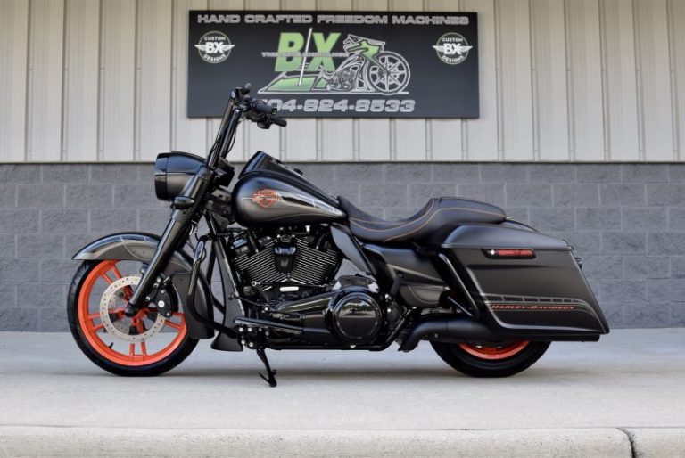 Road King - Custom bikes Reviews - DARK KUSTOM