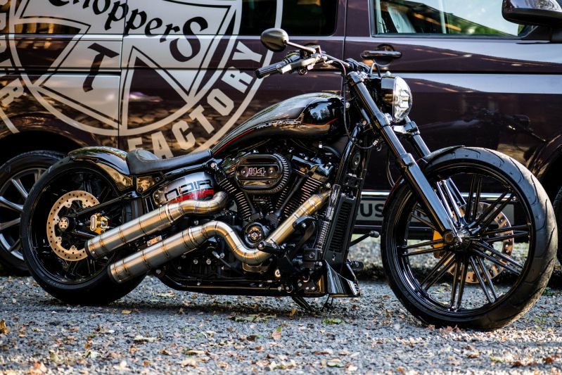 WOW! Harley-Davidson Custom Softail "Désir" by BT Choppers