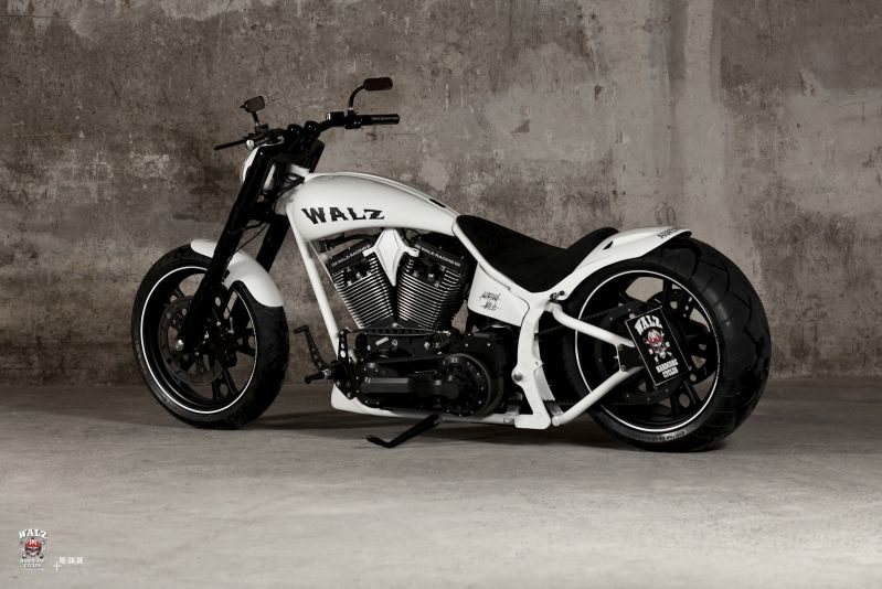 Adrenaline Custombike "Pristine" by Walz Hardcore Cycles