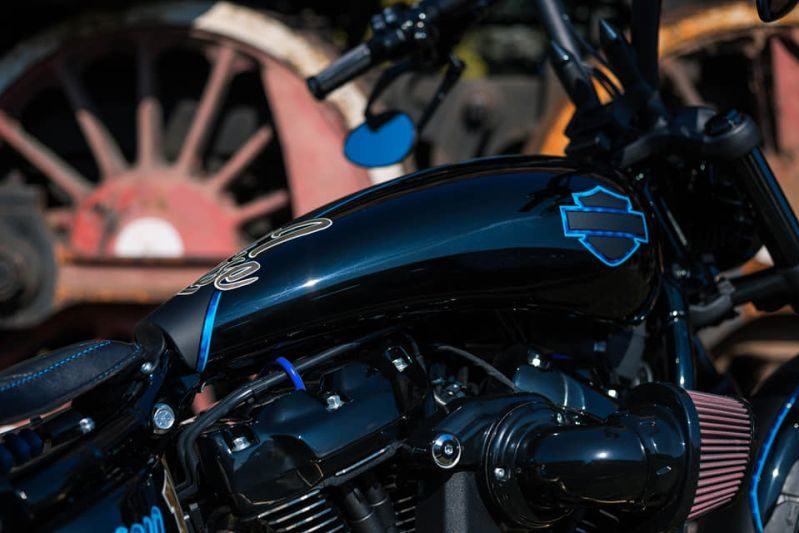 HD Softail Breakout Bobber "Chosen 1" by BT Choppers