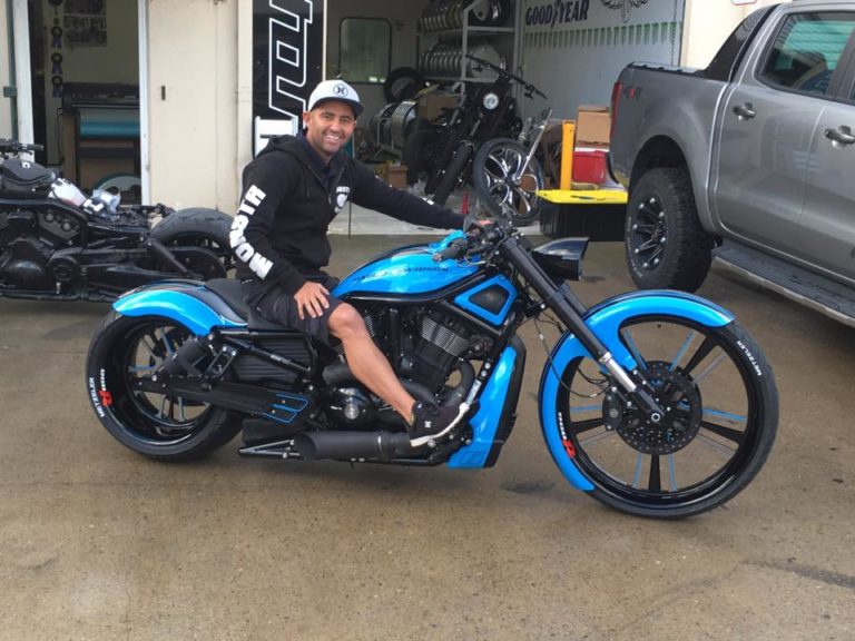 WOW! Harley Davidson V Rod Australia "Blue" by DGD Custom