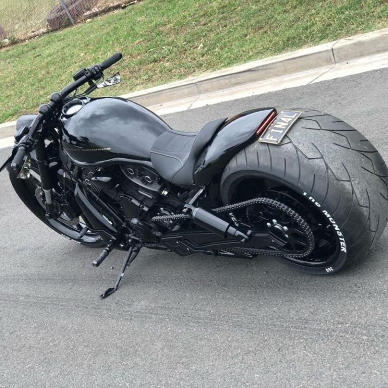 Review of Harley-Davidson V Rod Australia "Black" by DGD Custom