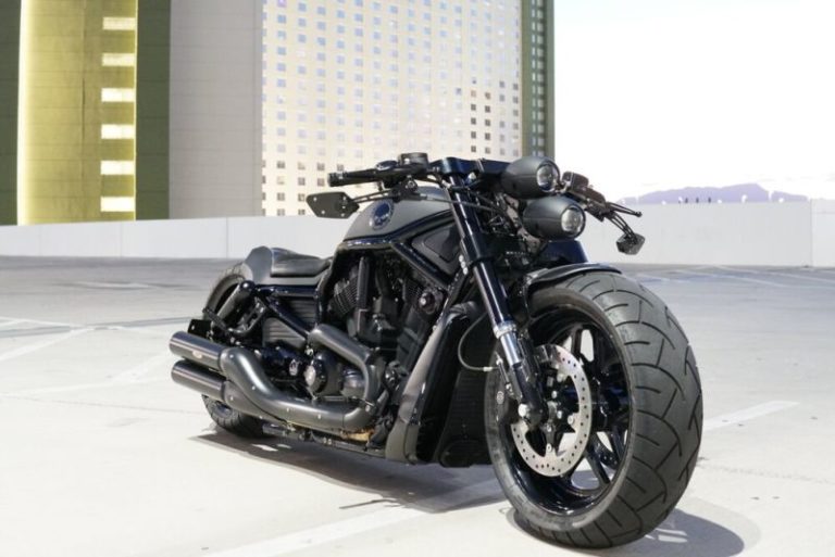Harley-Davidson V-Rod 'Red Ruby' by DD Designs