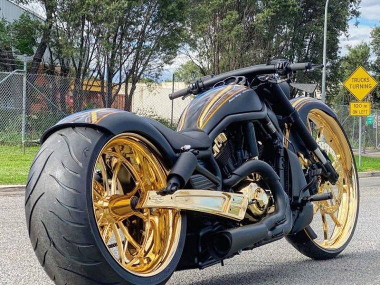 WOW! Harley Davidson V Rod Australia "Blue" by DGD Custom