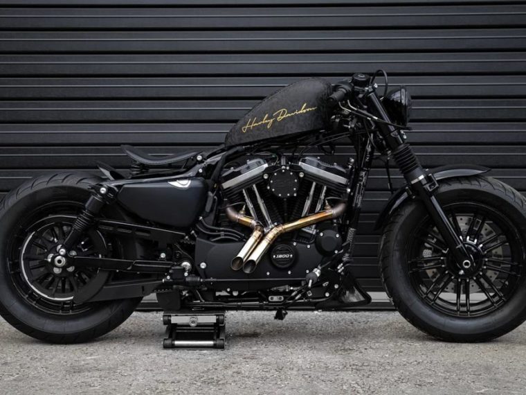 Harley-Davidson Custom Breakout 'TwoFace' Limitless Customs