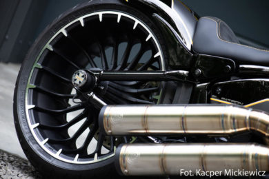 Harley-Davidson Breakout customized by BT Choppers