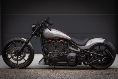 HD Breakout 114 customized by BT Choppers