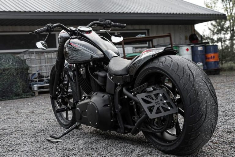Harley-Davidson FatBoy FLSTFB by Killer Custom
