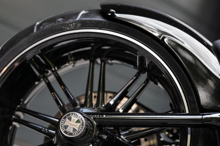 HD Breakout customized by BT Choppers