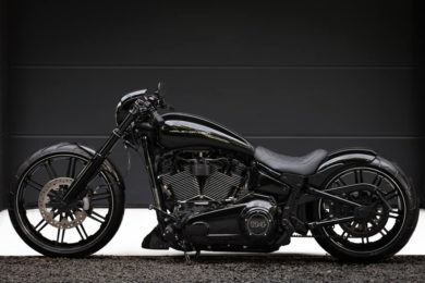 HD Breakout customized by BT Choppers