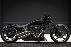 HD Breakout customized by BT Choppers