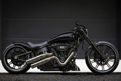 HD Breakout customized by BT Choppers