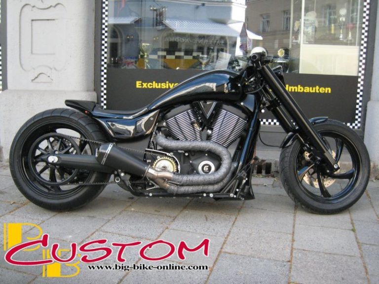 Victory Hammer S - 8 Ball Custom by Big Bike Custom