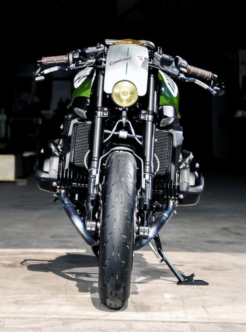 BMW R1200R Racer 'Goodwood' by VTR Customs