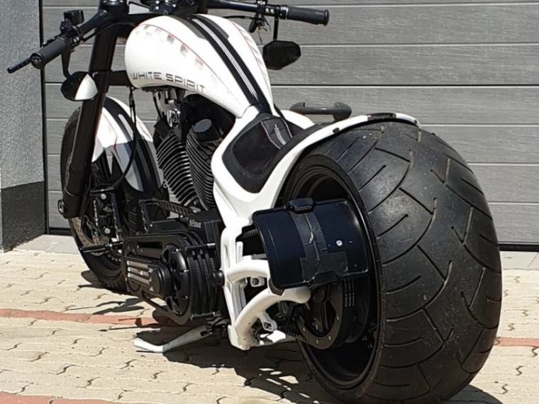 Thunderbike series 'Grand Prix' built by BT Choppers