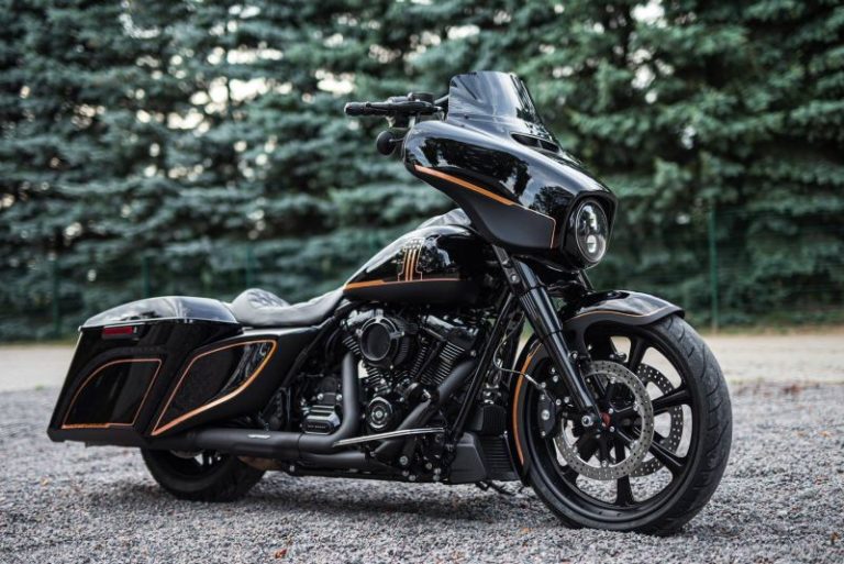 Harley-Davidson Bagger 'Still Rideable' made by Killer Custom