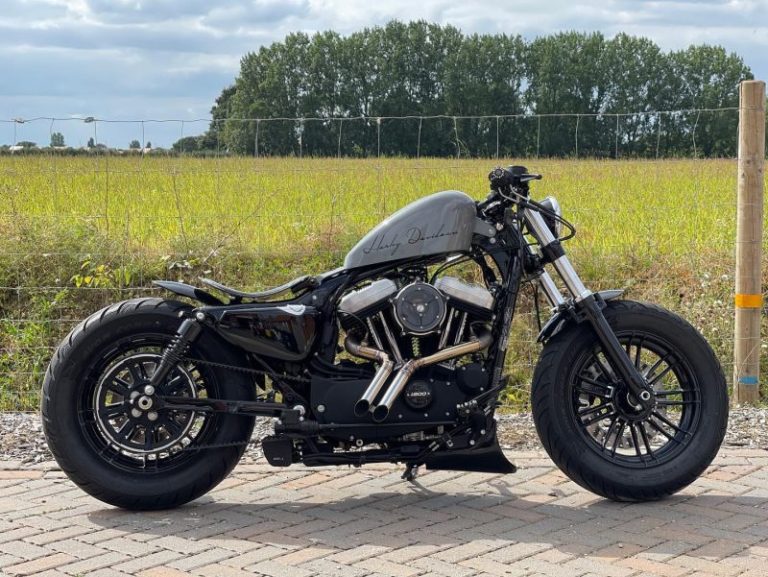 CUSTOM BOBBER STYLE