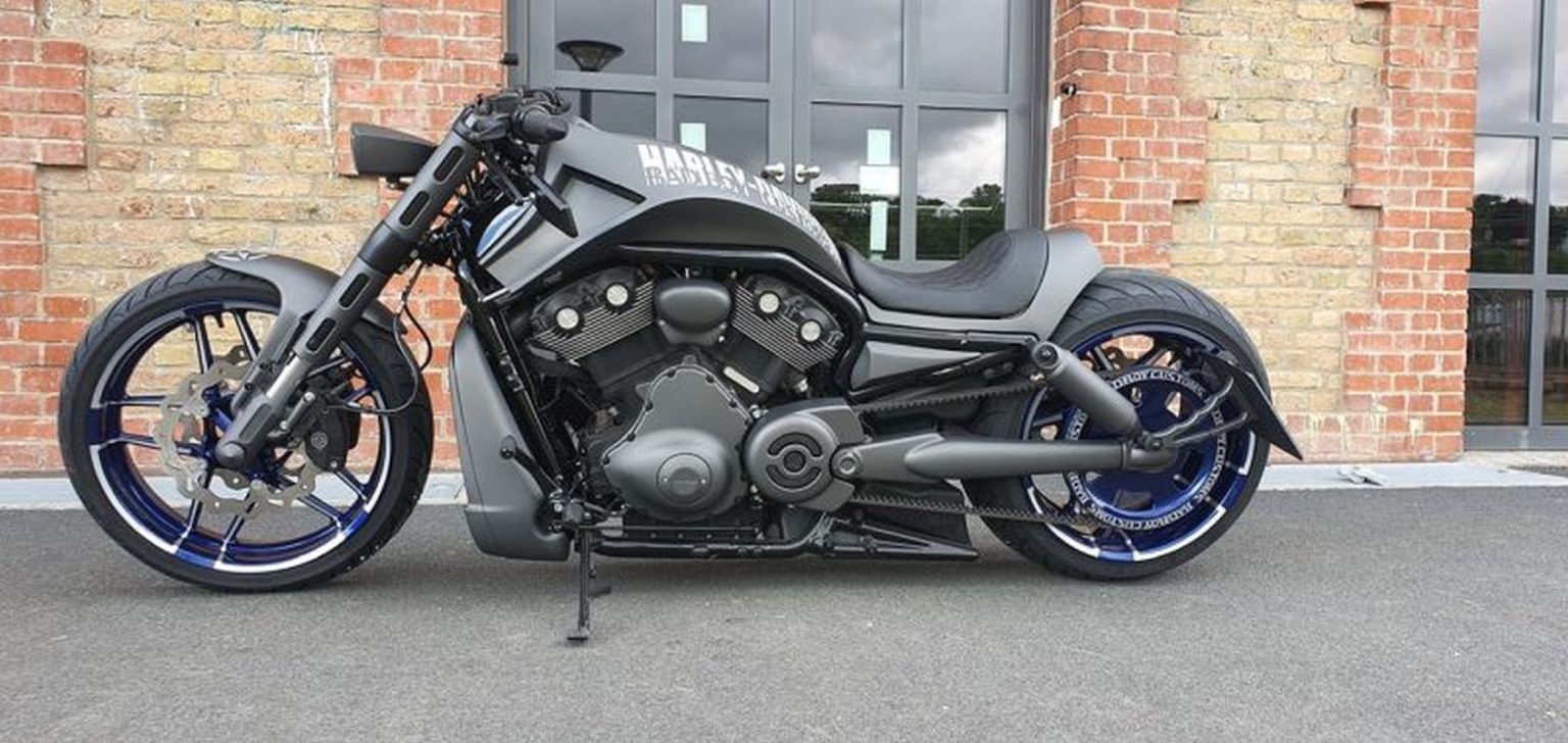Harley-Davidson V-Rod Big 'GEO300' by Bad Boy Customs