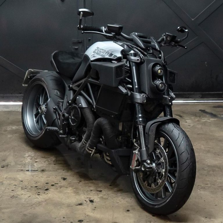 Ducati Diavel Muscle Custom 'Akuma' by Shibuya Garage