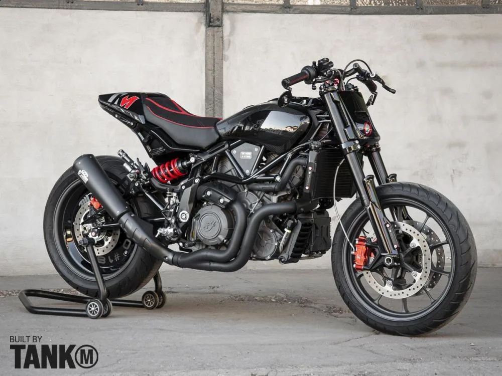 Street Tracker custom | Custom Styles · DARK KUSTOM