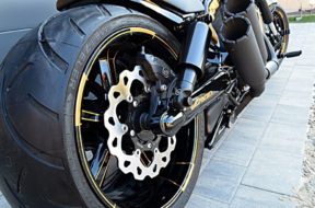 Harley-Davidson V-Rod 360 by Fat Rod Customs