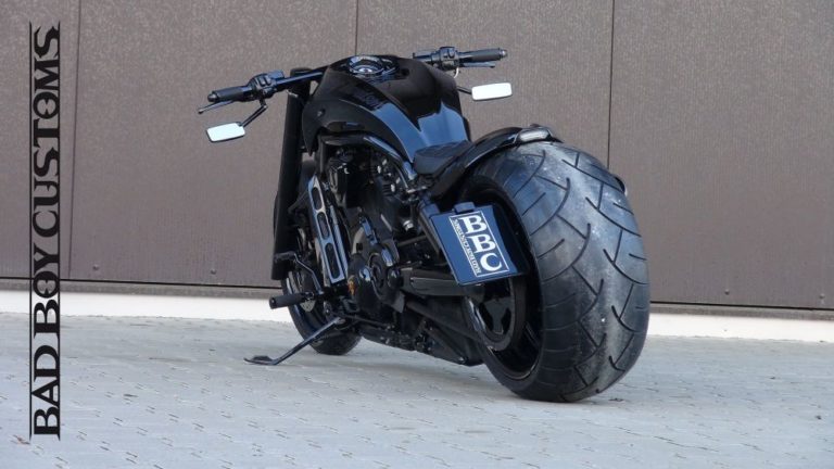 Harley-Davidson V-Rod Dark by Bad Boy Customs