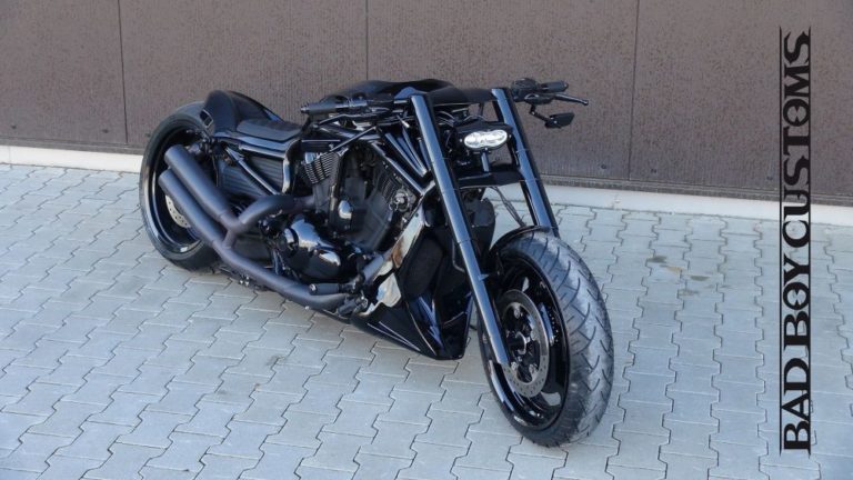 Harley-Davidson V-Rod Dark by Bad Boy Customs