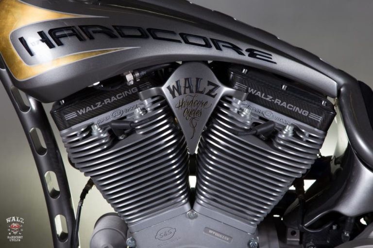 Custom Bike Dragstyle 'Benchmark final' by Walz Cycles