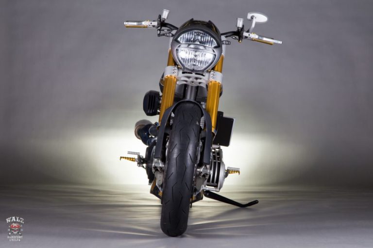 Custom Bike Dragstyle 'Benchmark final' by Walz Cycles