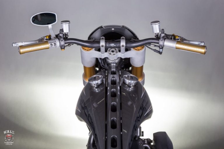 Custom Bike Dragstyle 'Benchmark final' by Walz Cycles