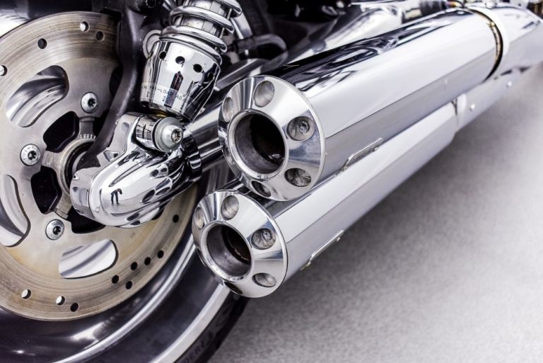 Harley VRSCA V-Rod by Nomad Custom