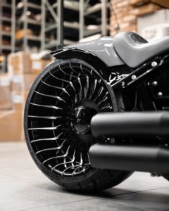 Harley custom Fat Boy 'Fat Box V' by Box39
