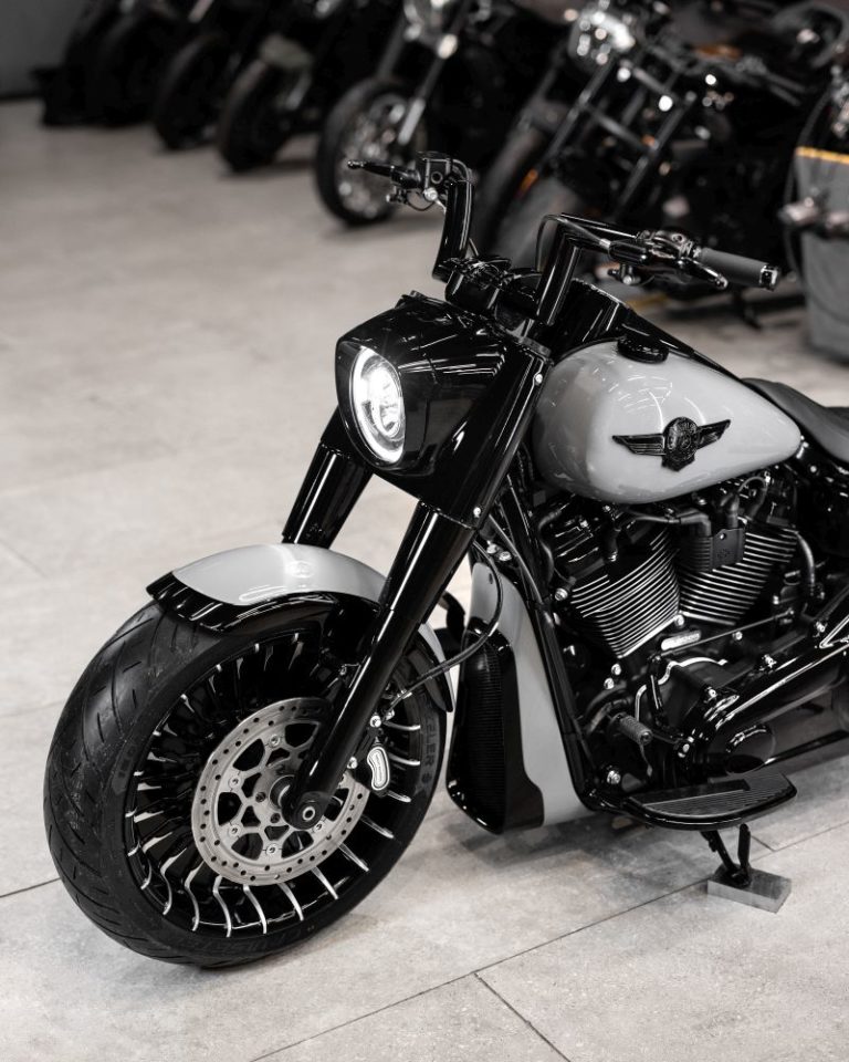Harley custom Fat Boy 'Fat Box V' by Box39