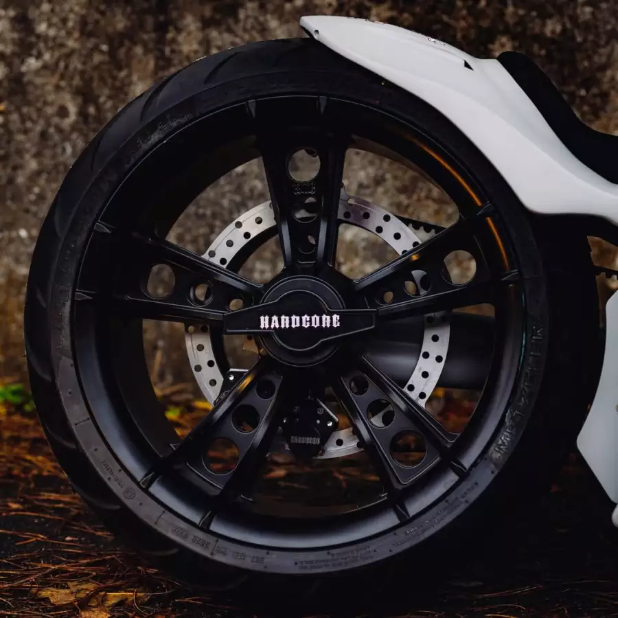 Walz Hardcore Cycles – Minimalism, Power, and Attitude